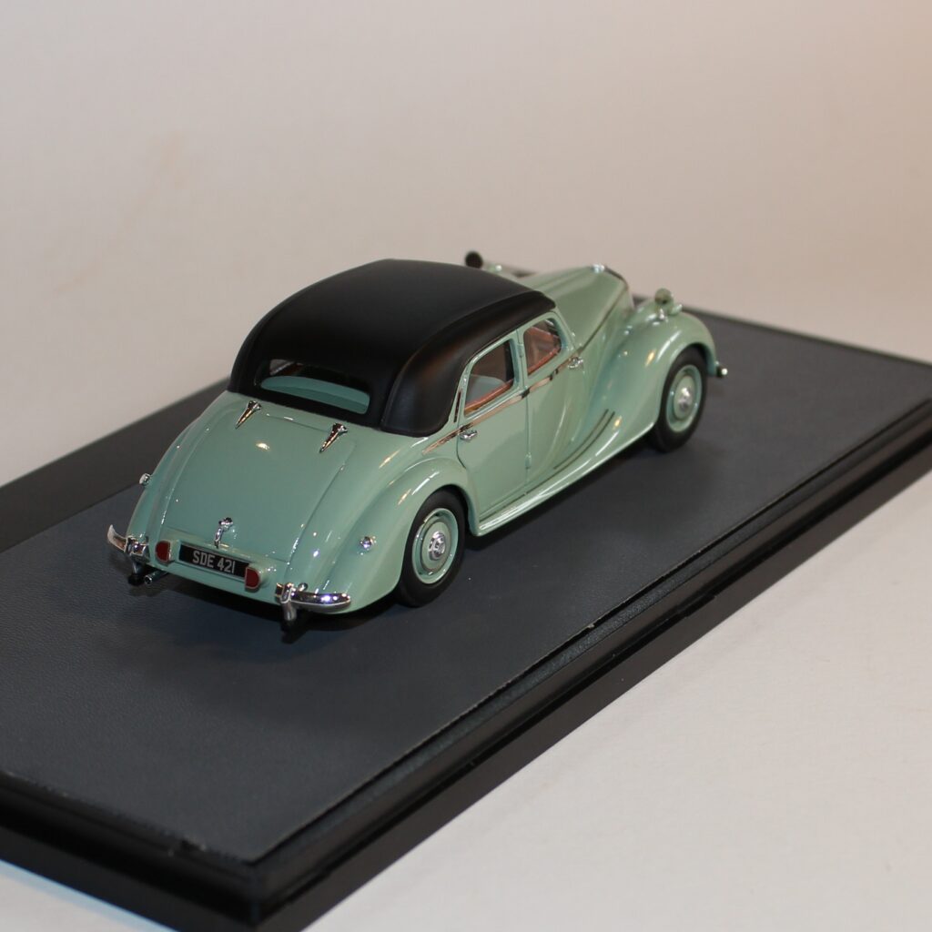 Matrix MX41704-021 Riley RME 1.5Litre 1950 Green - Antique Toy World